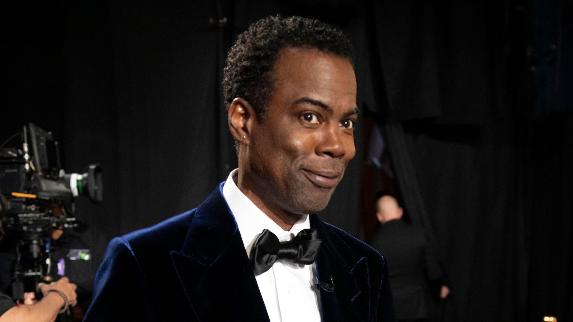 Chris Rock Delivers An Equal Opportunity Roasting Of Both Sides On SNL ...